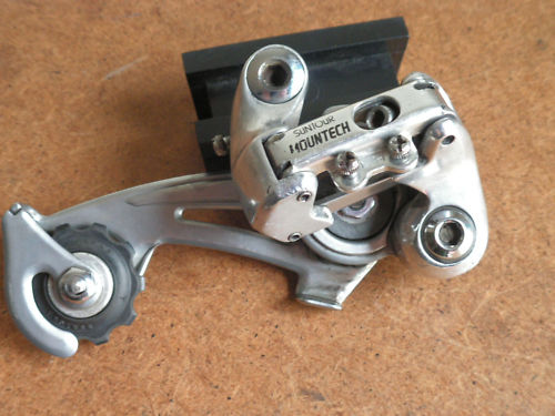 VeloBase.com - Component: SunTour Mountech GTL